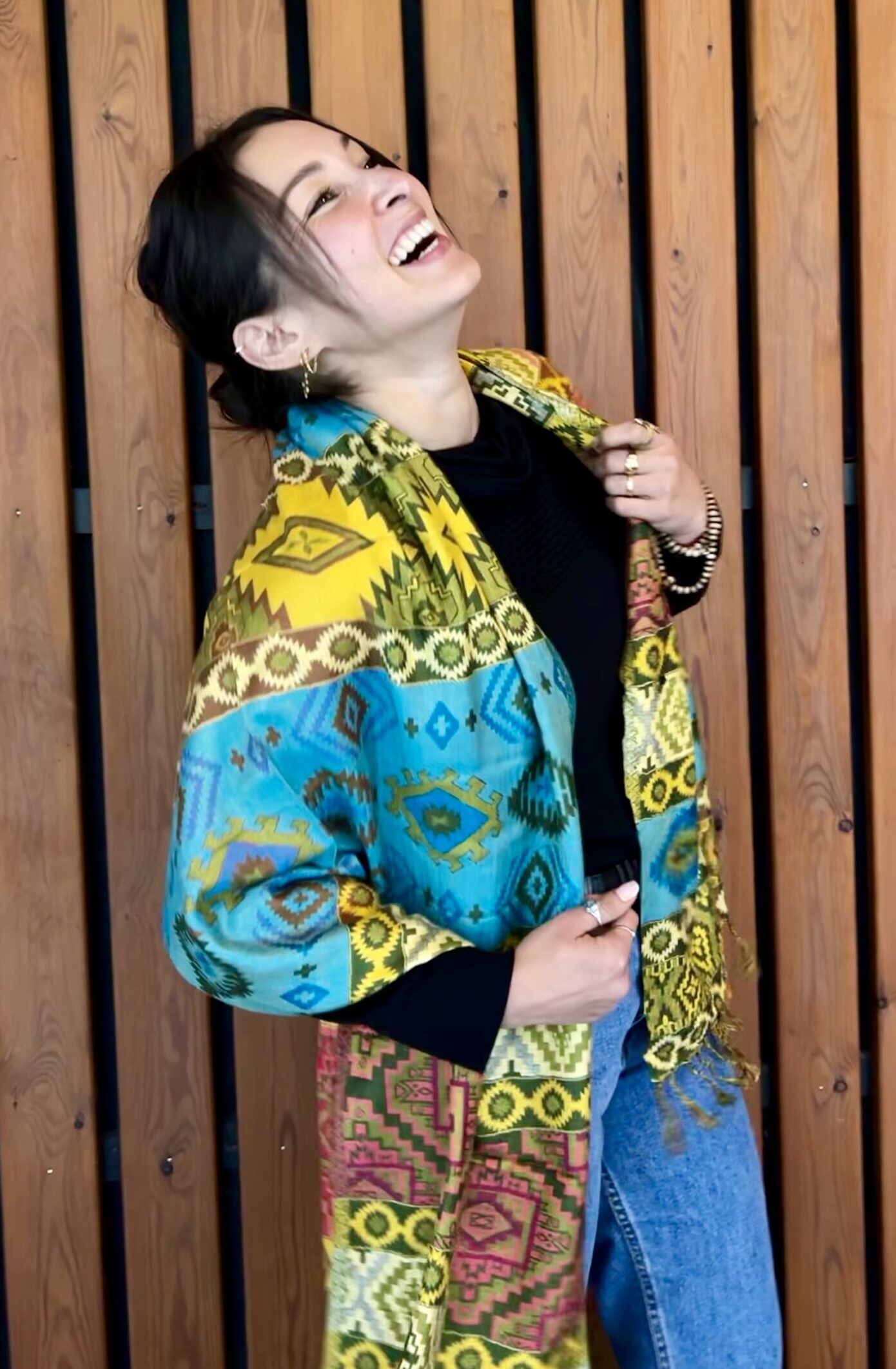 Tibetan Scarves in Vibrant Colors - Campaign for Tibet